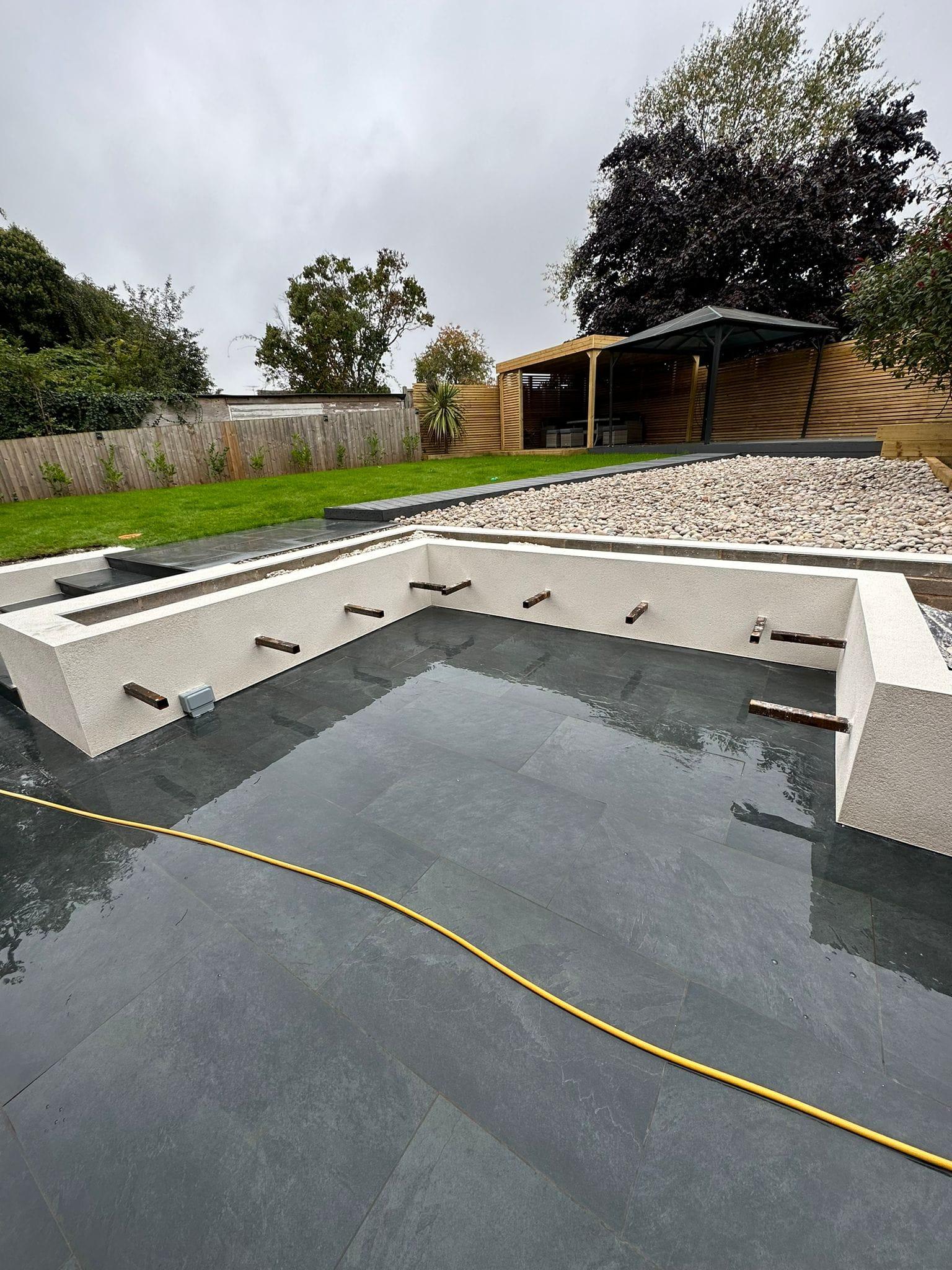 LSP BUILDERS LIMITED: LANDSCAPING, DESBOROUGH | LMR Building Supplies